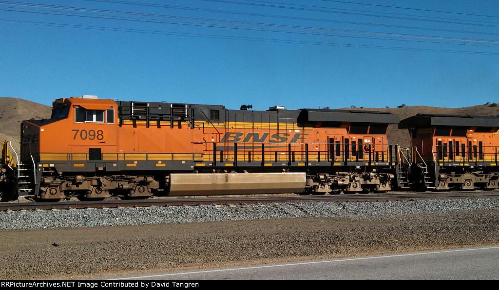 BNSF 7098